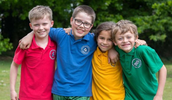 Connaught Junior School - Home